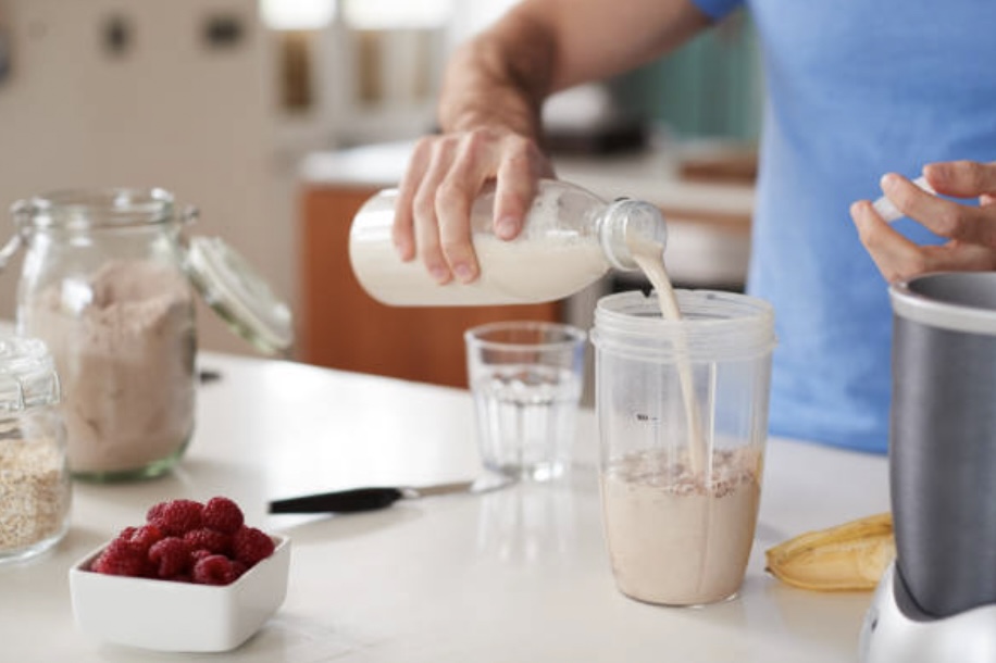 プロテインを飲むと太るのか？太る原因と太らない飲み方を解説！ | FitMap